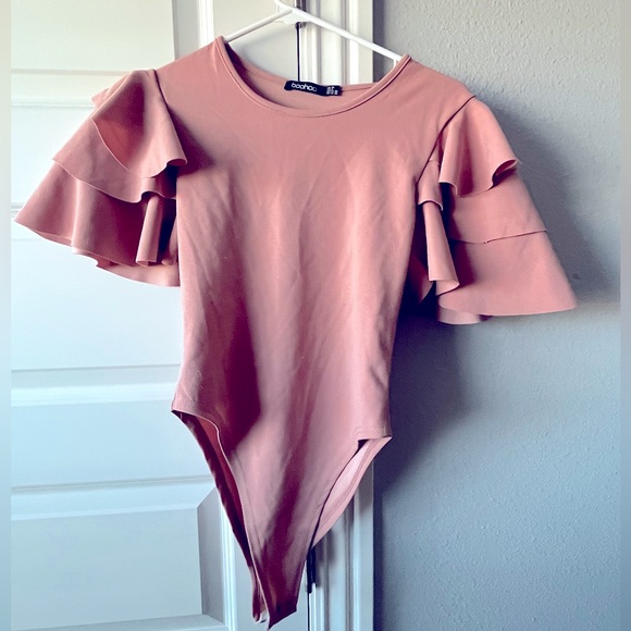 Boohoo | Tops | Stretchy Bodysuit With Flowy Sleeves | Poshmark